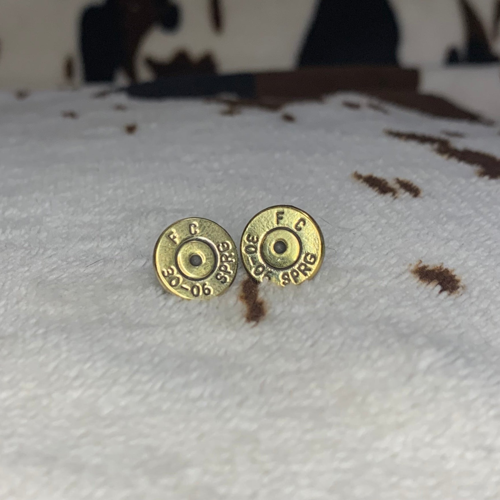 Medium Plain Bullet Studs – outbackobsession